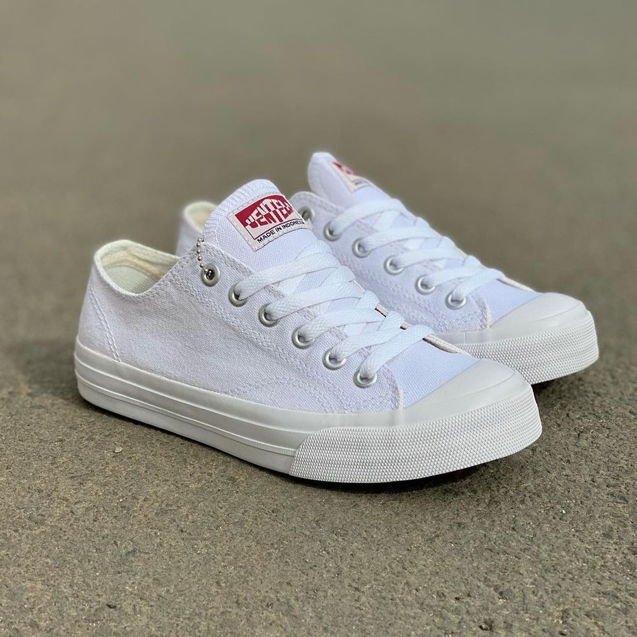 Jual Vantela basic white Low ventela shoes putih | Shopee Indonesia