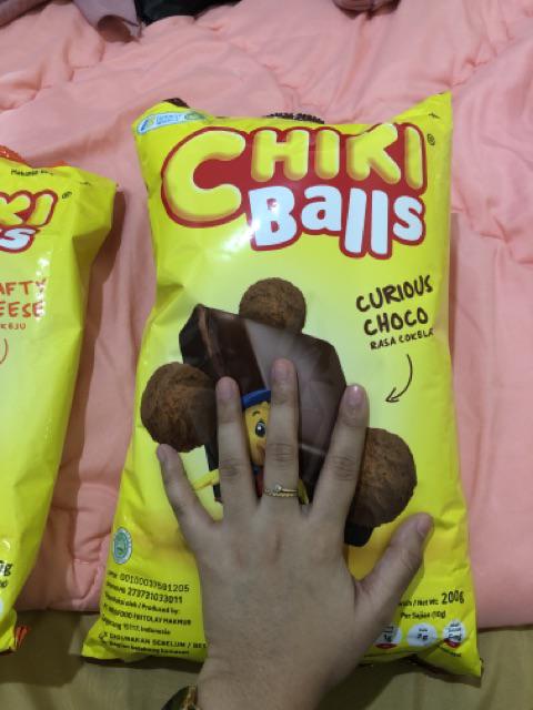 CHIKI BALLS Indofood ukuran jumbo 200 gram Size Besar dan kemasan ...