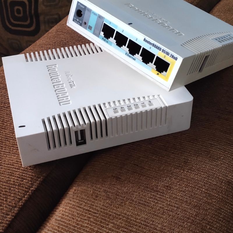 Jual mikrotik rb 951ui-2hnd minus cek deskripsi | Shopee Indonesia