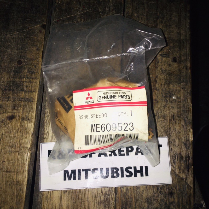 Jual Bushing dudukan sensor speedometer canter ORIGINAL 100% mitsubishi ...