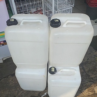 Jual Jerigen 25 liter - jerigen bekas - jerigen air - jerigen putih ...