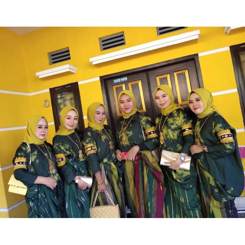 Jual SATU PASANG BAJU BODO BLOUSE HIJAU DATUK KHAS SULAWESI SELATAN ...