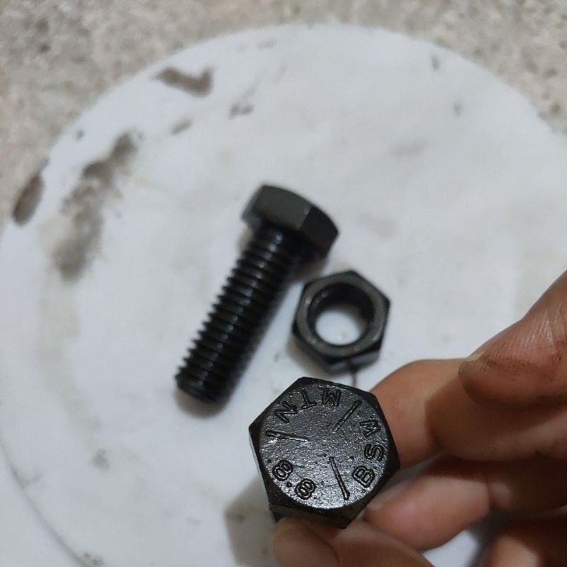 Jual baut mur baja 1/2 x 1 1/2 / baut baja + mur ½ x ¹ ½ / baut mur baja ½ x 1 ½ / baut mur baja ...