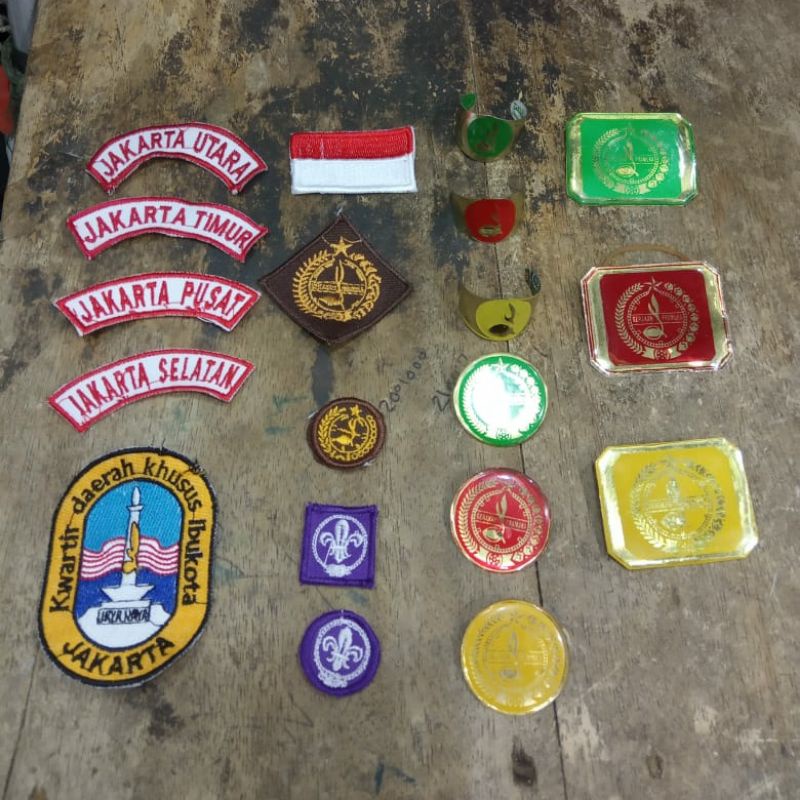 Jual Bet Lambang Pramuka / Bet Seragam Upacara / Bet Bendera Merah ...