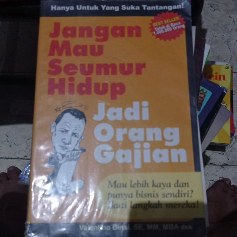 Jual Buku Jangan mau seumur hidup jadi orang gajian | Shopee Indonesia Jual Buku Jangan mau seumur hidup jadi orang gajian | Shopee Indonesia