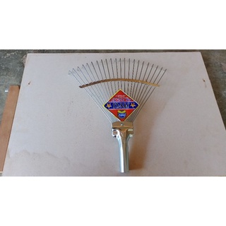 Jual sapu taman besi/sapu garuk besi/sapu daun kering | Shopee Indonesia