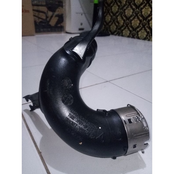 Jual ORI selang turbo hose tube air no 1 intercooler Toyota Innova ...