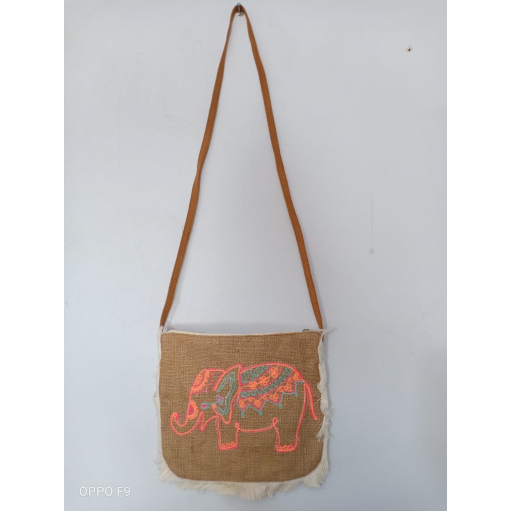 Jual tas selempang karung goni / tas goni / goni bag print / tas boho ...