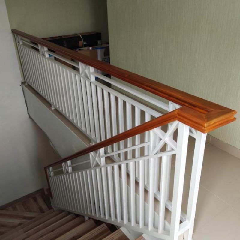 Jual RELLING TANGGA PEGANGAN KAYU MURAH DAN BERKUALITAS Indonesia ...