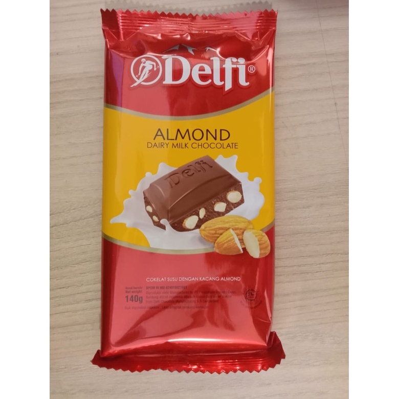 Jual DELFI ALMOND DIARY MILK CHOCOLATE 125 GR / COKELAT SUSU DENGAN ...