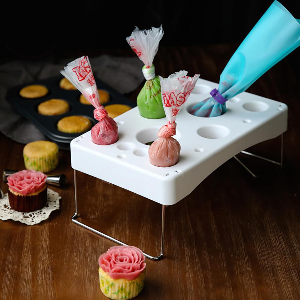 Jual IMPORT MEJA Holder Pastry DEKORASI Fondant Baking Tips Nozzle ...