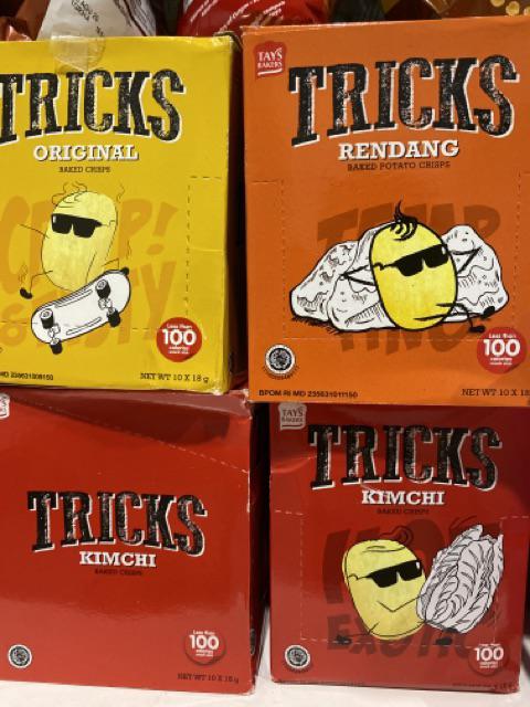 Snack TRICKS Baked Crisps Kentang Rasa Kimchi / Original / Rendang ...