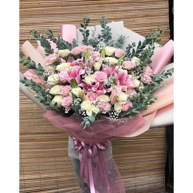 Jual Rangkaian bunga segar,handbouquet graduation | Shopee Indonesia
