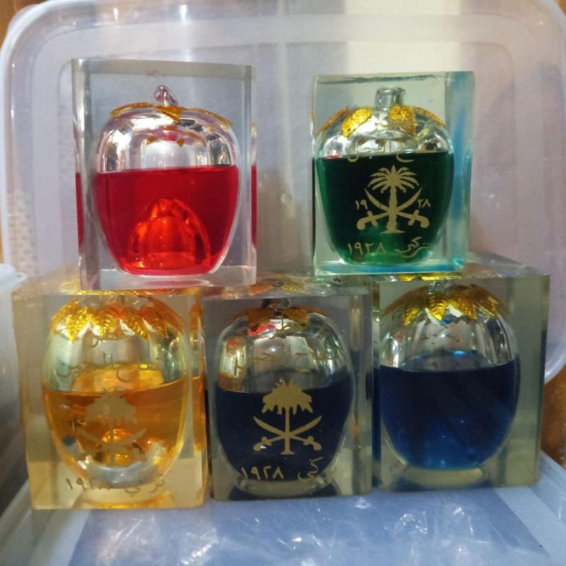 Jual Apel Jin Pres Cair Besar Warna Merah Hijau Kuning Biru Hitam Daun Ganjil | Shopee Indonesia