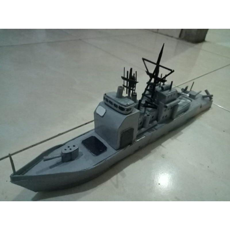 Jual miniatur kapal USS port royal (modern warship) | Shopee Indonesia