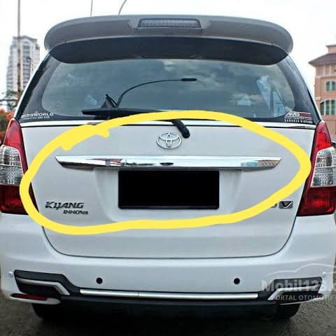 Jual LIST LIS TRUNK LID BAGASI BELAKANG GRAND INNOVA 2012 2013 JSL ...