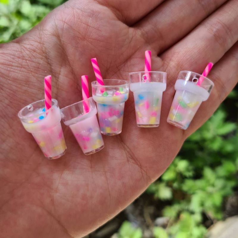 Jual Miniatur gelas minuman rainbow skala 1:12 bahan craft/ sylvanian ...