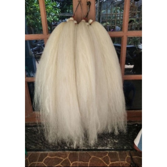 Jual Rambut cemara warna putih tulang - rambut sintetis putih tulang ...