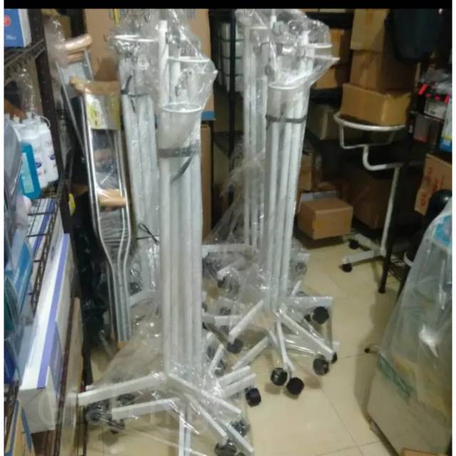 Jual TIANG INFUS KAKI 3 /TIANG INFUS CAT /TIANG INFUS LOKAL | Shopee ...
