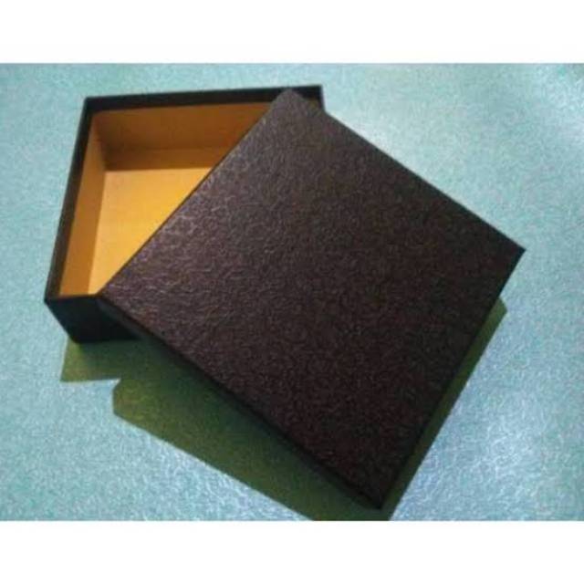 Jual Kotak Kado Polos Hard box Hampers | Shopee Indonesia