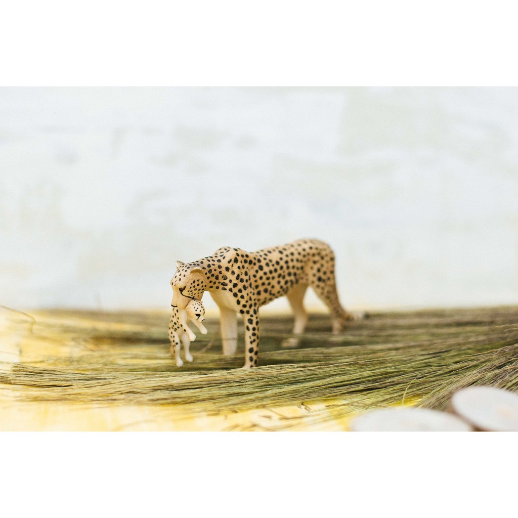 Jual Mojo Fun Cheetah Female with Cub 87167 - Wildlife Collection ...