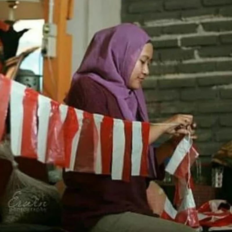 Jual BENDERA MERAH PUTIH PLASTIK # BENANG TALI PANJANG # STIK TIANG ...