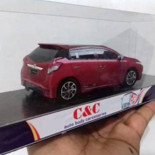 Papercraft miniatur Toyota Yaris | Shopee Indonesia