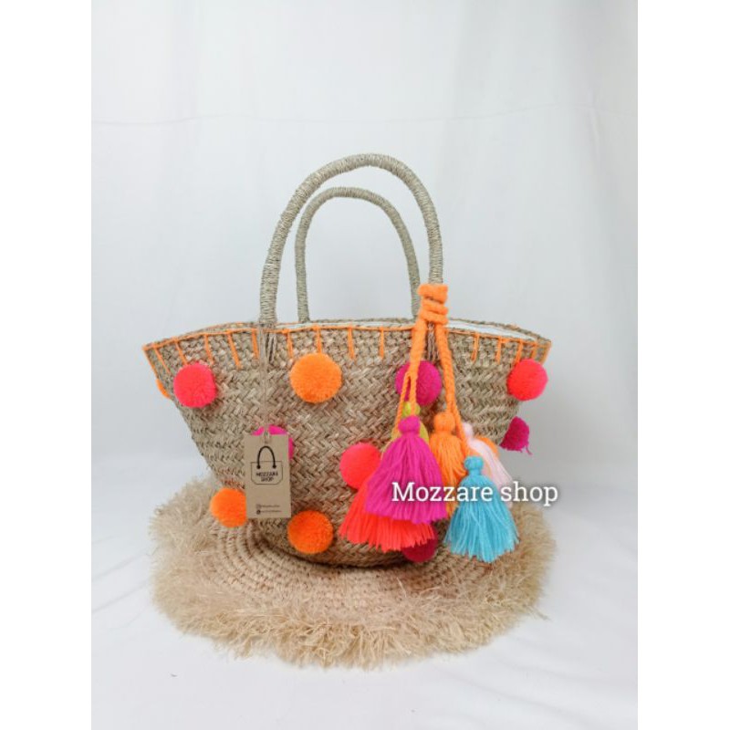 Jual tas mendong pompom bali tas anyaman bali tas handmade pompom bali ...