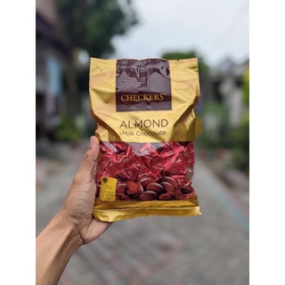 Jual CHECKERS ALMOND MILK CHOCOLATE COKLAT IMPORT MALAYSIA 150gr HALAL ...