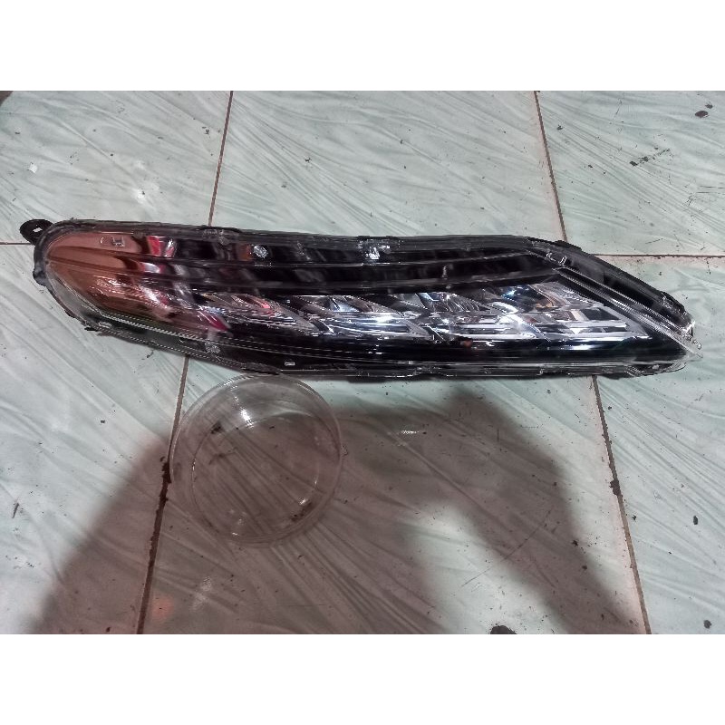 Jual LAMPU DRL mitsubishi xpander kanan | Shopee Indonesia