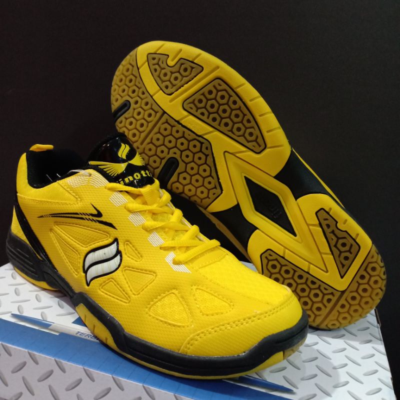 Jual SEPATU BADMINTON FINOTTI SMASH 2 kuning hitam | Shopee Indonesia