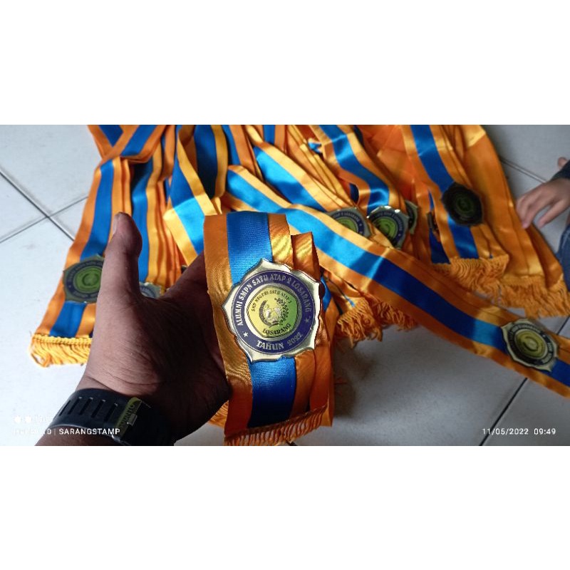 Jual Samir Wisuda / Kalung Wisuda Lulusan ECERAN Siap Pakai | Shopee ...