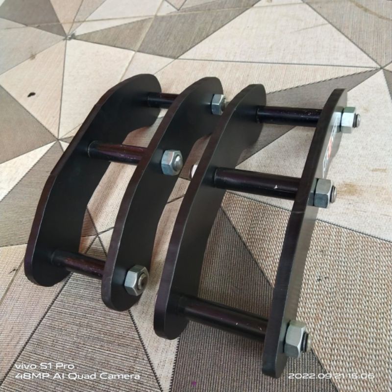 Jual Anting Peer Daun Mobil 15CM Universal | Shopee Indonesia