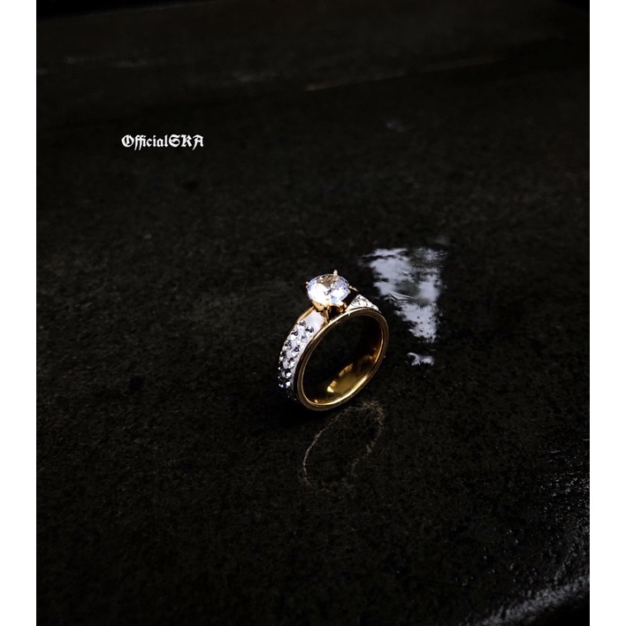 Jual TRIANGLE DIAMOND RING ( CINCIN BERLIAN SKA JEWELRY ) | Shopee ...