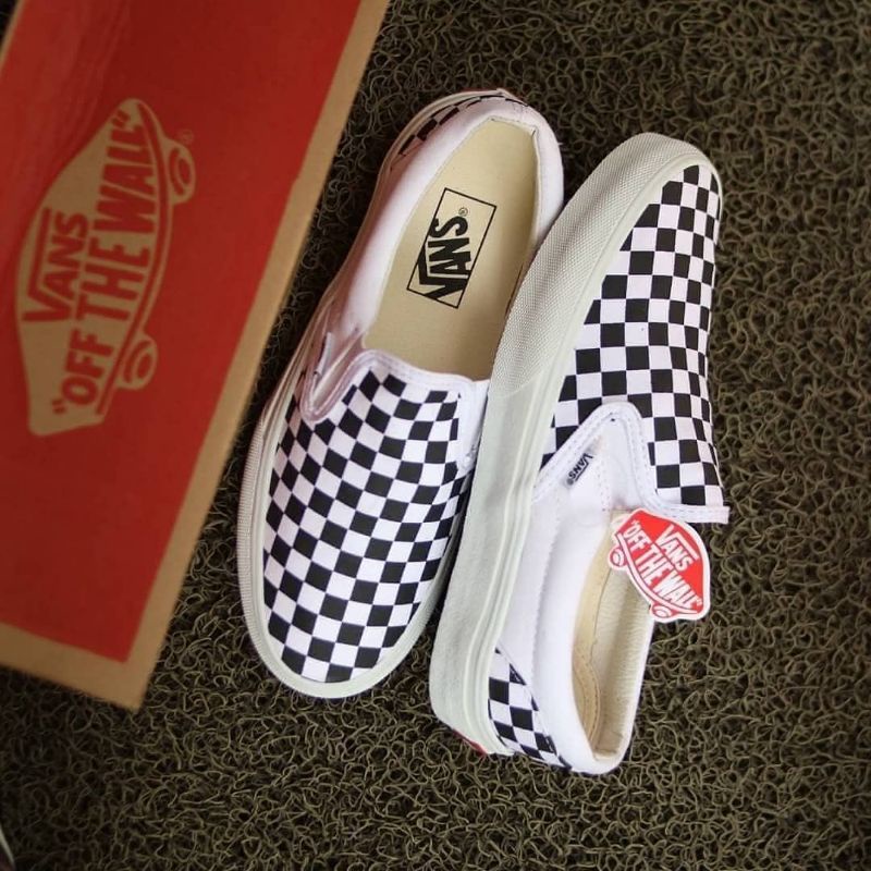 Jual Sepatu Vans Slip On Checkerboard Black And White Sepatu Catur ...