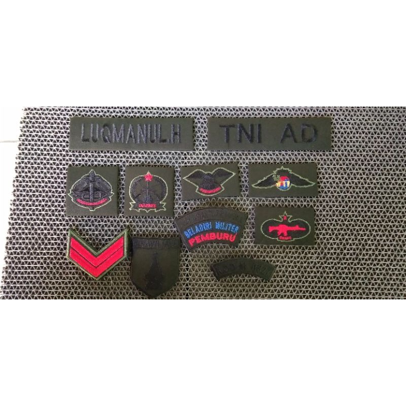 Jual PAPAN NAMA MIKA LIST HIJAU BERWARNA / TNI AD | Shopee Indonesia