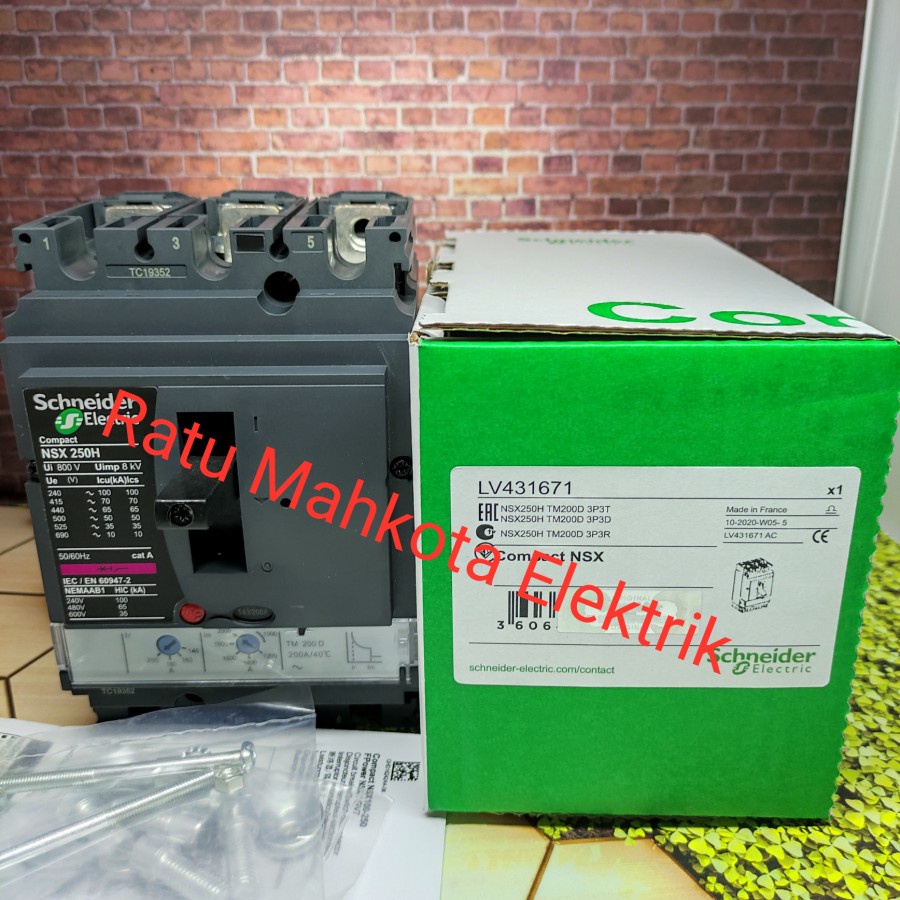 Jual SCHNEIDER MCCB 70KA NSX250H 3P 200A TMD LV431671 Breaker Schneider ...