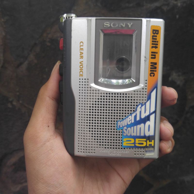 Jual walkman kaset sony tcm 150 siap tempur | Shopee Indonesia