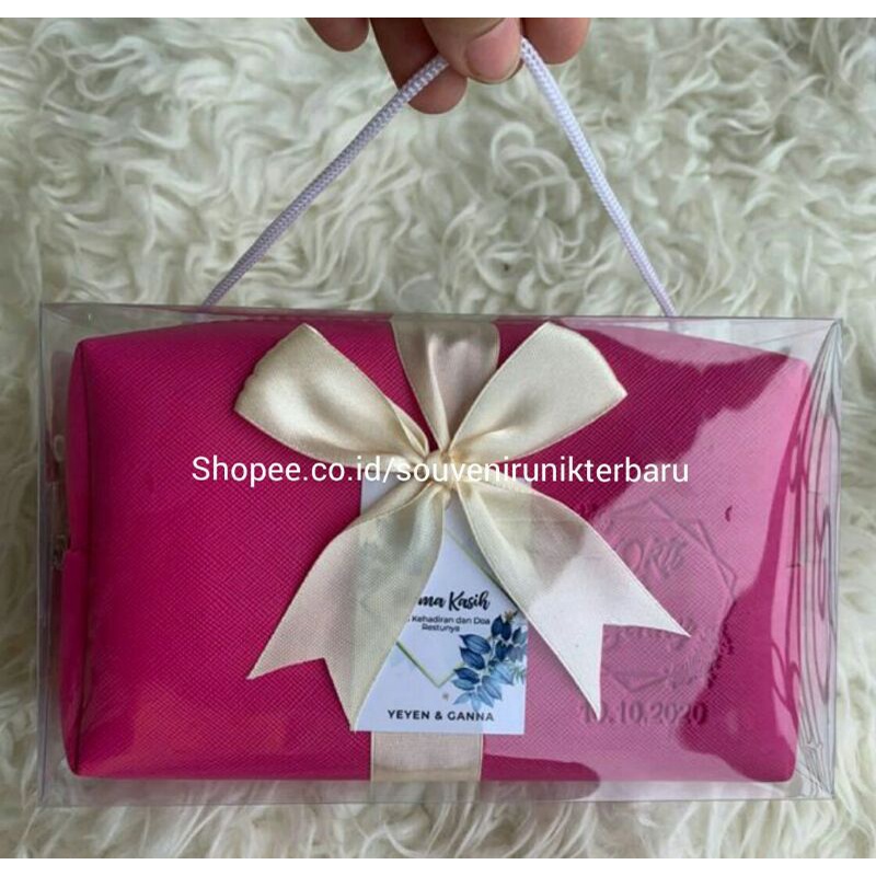 Jual Souvenir Pouch Sweet Box Zipper Packing Mika Custom Emboss Unik ...