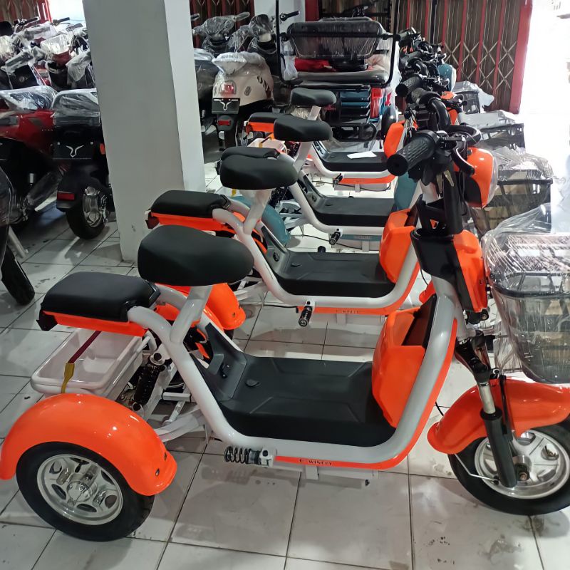 Jual SEPEDA LISTRIK RODA 3 ROMEO UWINFLY Indonesia|Shopee Indonesia