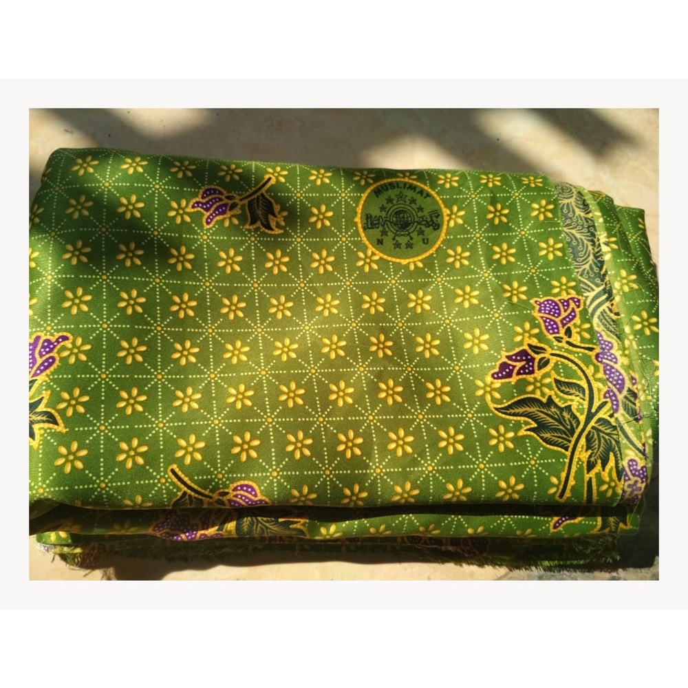 Jual kain batik muslimat NU Bahan semi sutra hijau terang Terlaris ...