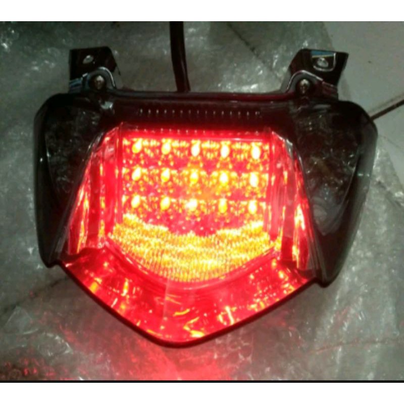 Jual lampu LED stoplamp Mio J dan Mio GT ada sen plus flasher LED motor ...