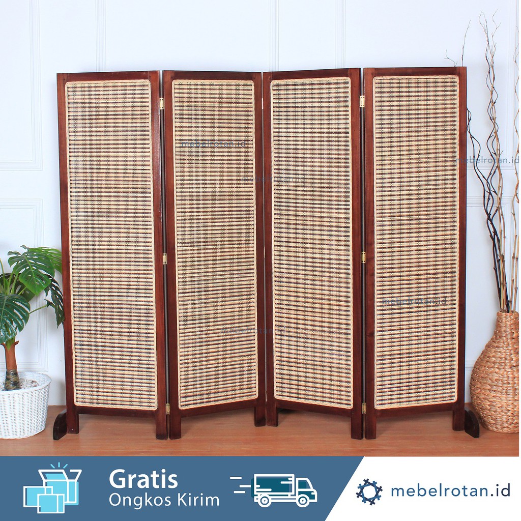 PENYEKAT RUANGAN LYDE 4 DAUN | PEMBATAS SKETSEL KAYU | DIVIDER | Shopee ...