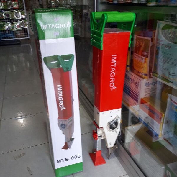Jual Alat Tanam Jagung Tancap Tugal Imtagro Corn Seeder Biji Benih ...