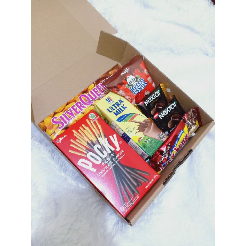 Jual Hampers box / Gift snack ( bisa request ) | Shopee Indonesia