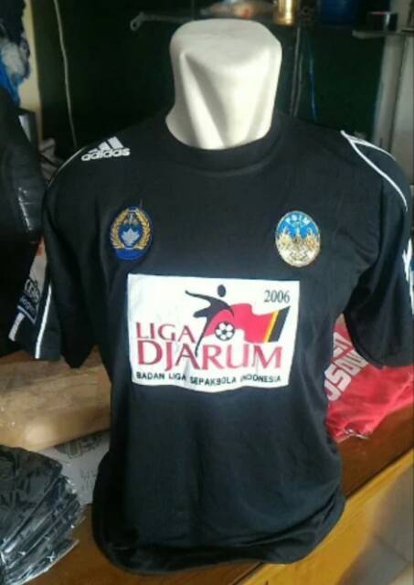 Jual Jersey PSIM Jogja Away Liga Djarum 2006 Hitam Grade Ori Retro ...