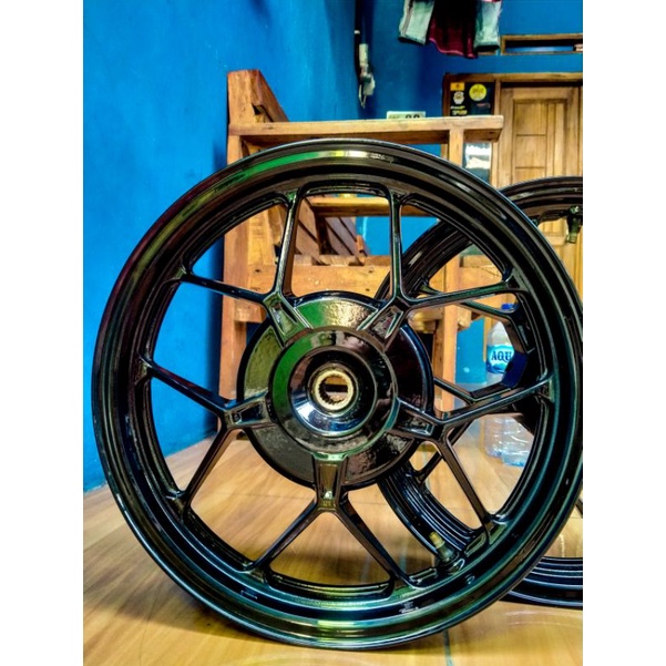 Jual Velg Vario 150/125 LED old original standar deler. | Shopee Indonesia