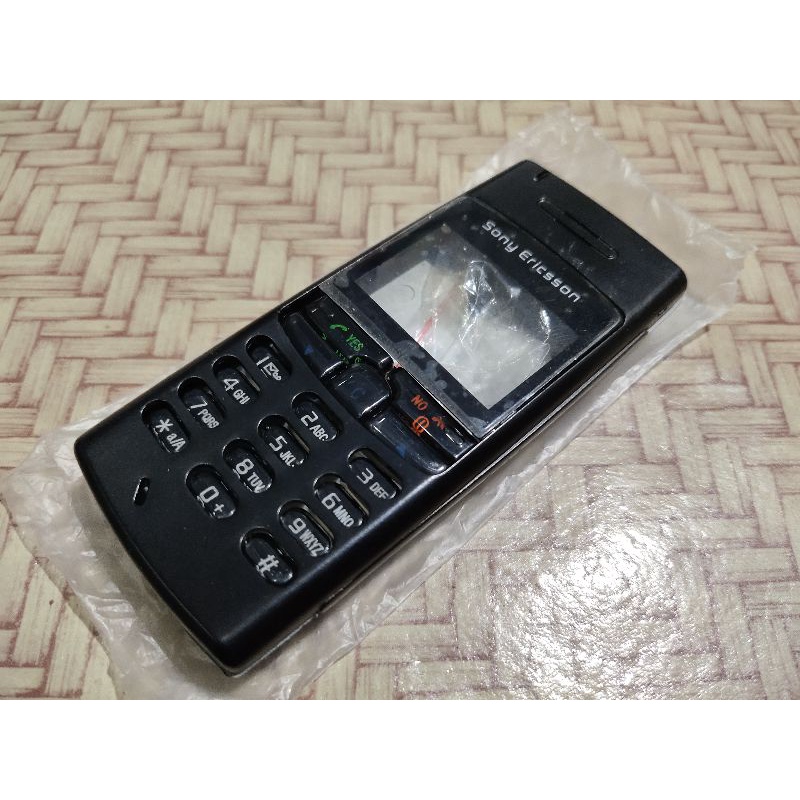 Jual CASING FULLSET SONY ERICSSON T100/T105 FULLBLACK (RARE ITEM ...