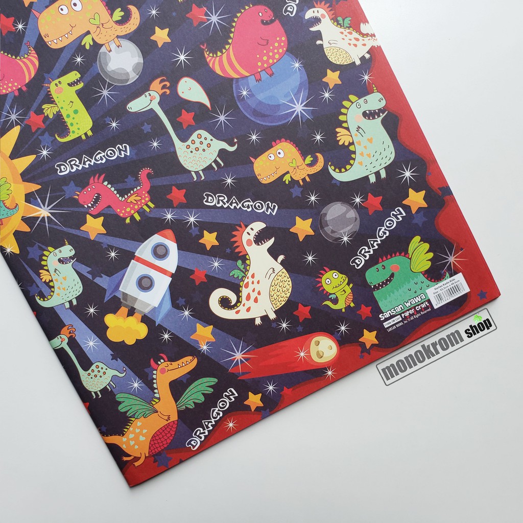 Jual Kertas Kado Sansan Wawa Motif Dinosaurus Ruang Angkasa -Wrapping ...