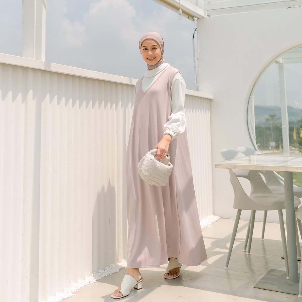 Jual Lozy Hijab - Ayura Overall ( Dress Overall Wanita ) | Shopee Indonesia